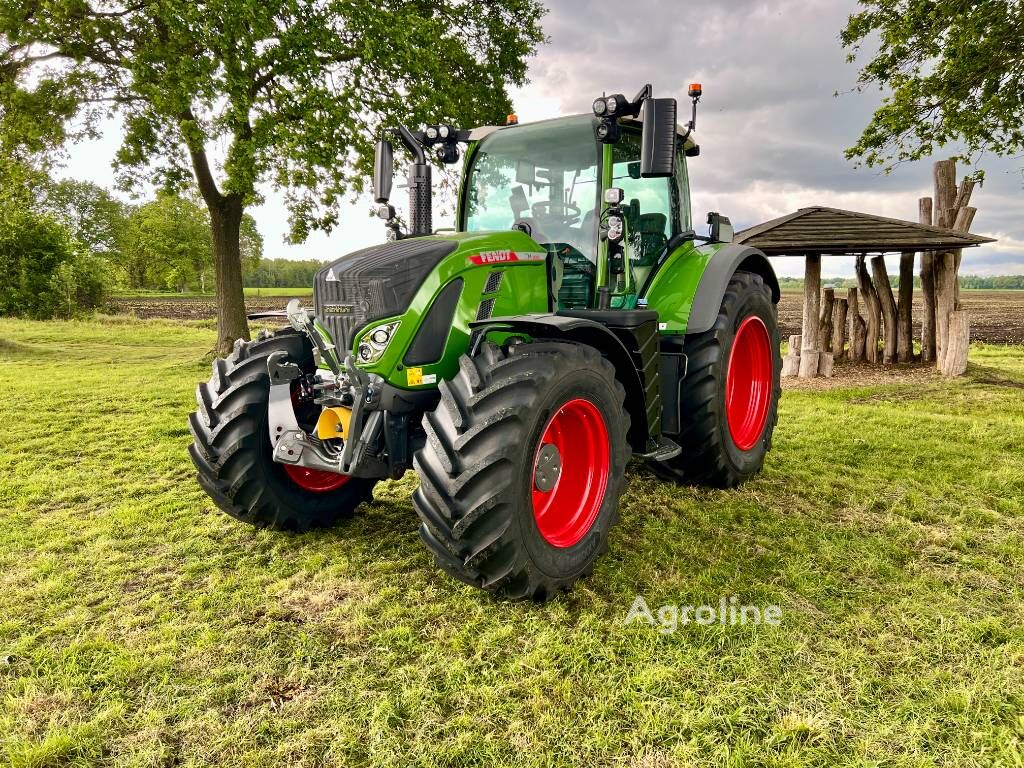 Novi Fendt 724 Vario Gen6 Profi Plus S2 traktor točkaš