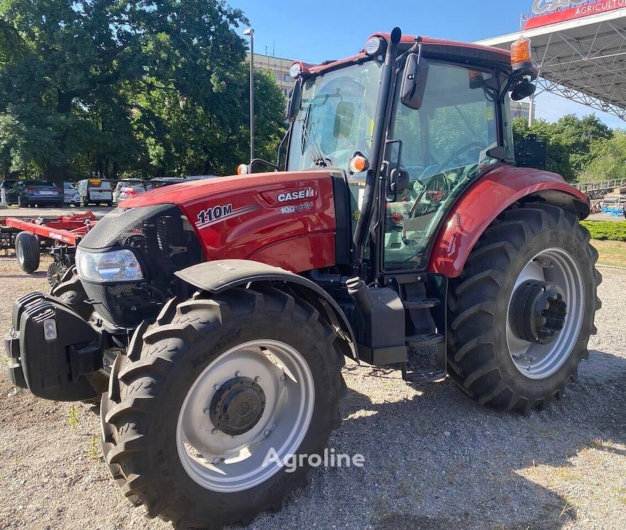 Novi Case IH 110 traktor točkaš