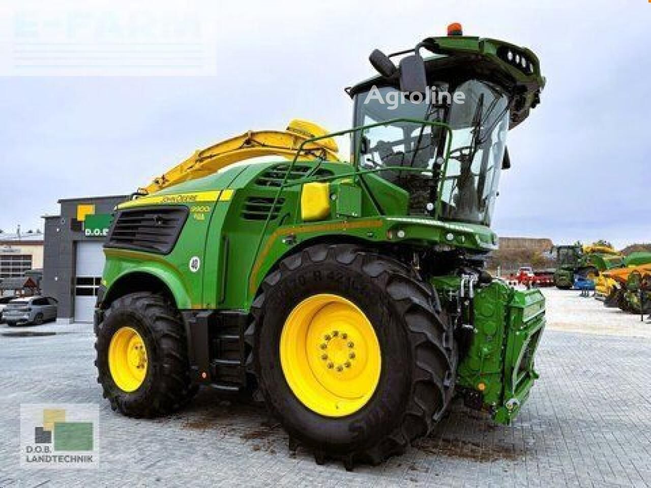 John Deere 9900 i krmni kombajn
