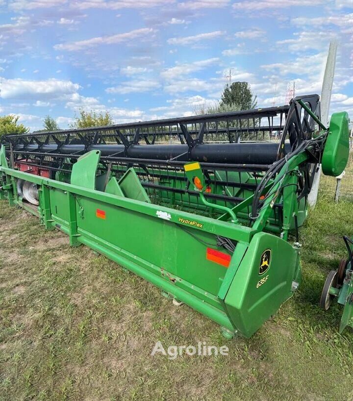 John Deere 635F HydraFlex adapter za žito