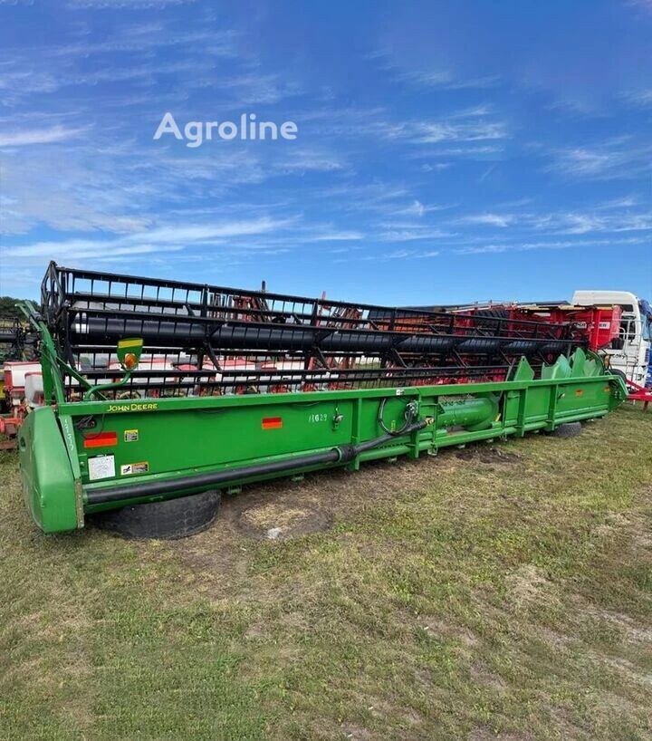 John Deere 635F HydraFlex adapter za žito