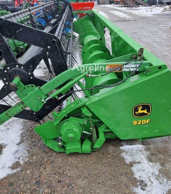 John Deere 920F adapter za žito