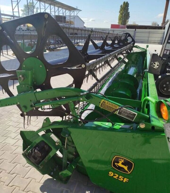 John Deere 925F adapter za žito