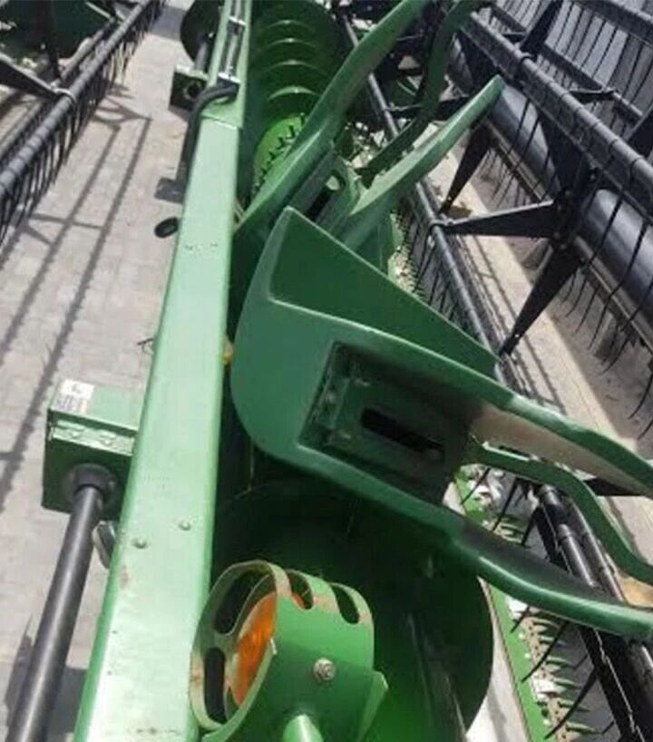 John Deere 922F adapter za žito
