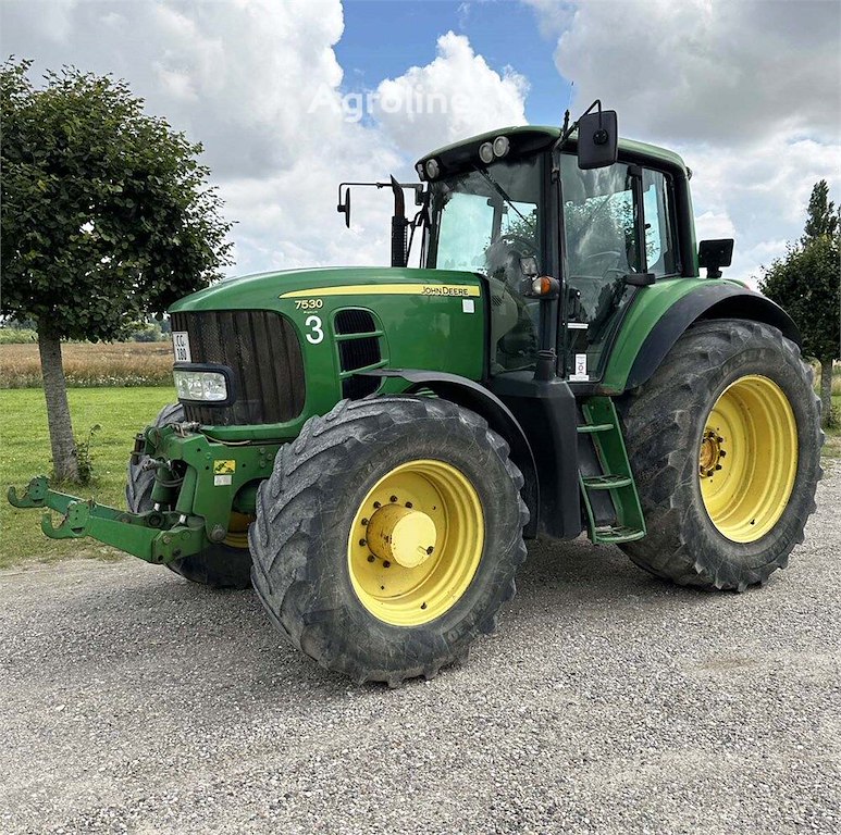 Prodaje se John Deere 7730 traktor točkaš na aukciji