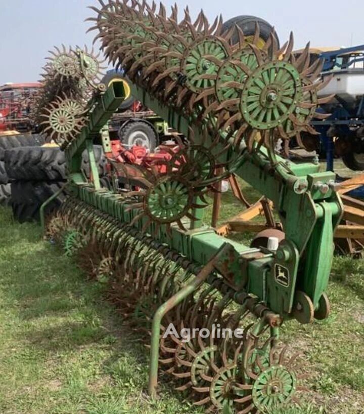 John Deere 400 roto drljača