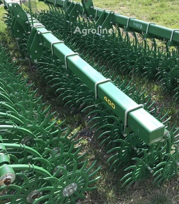 John Deere 400 roto drljača