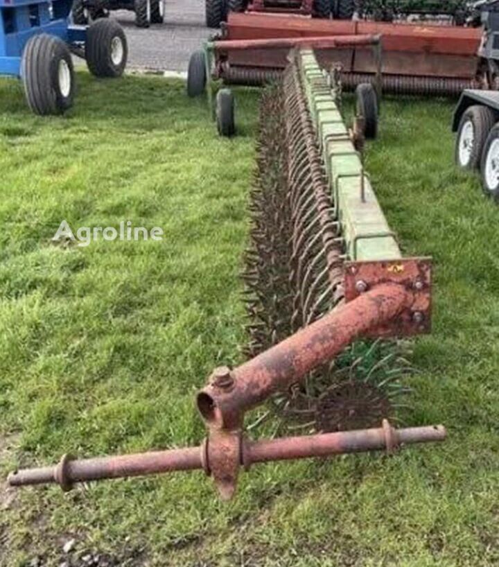 John Deere 400 roto drljača