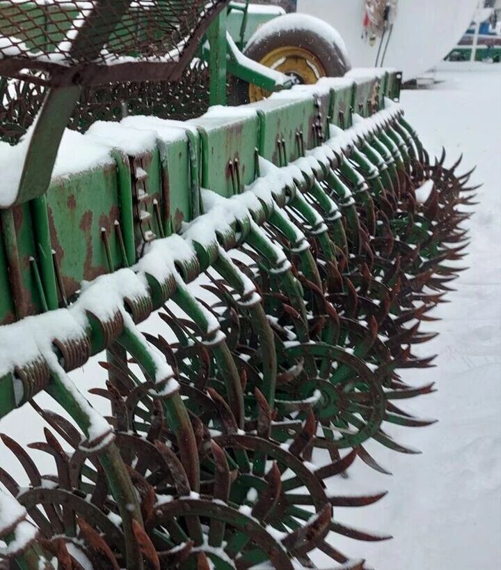 John Deere 400 roto drljača