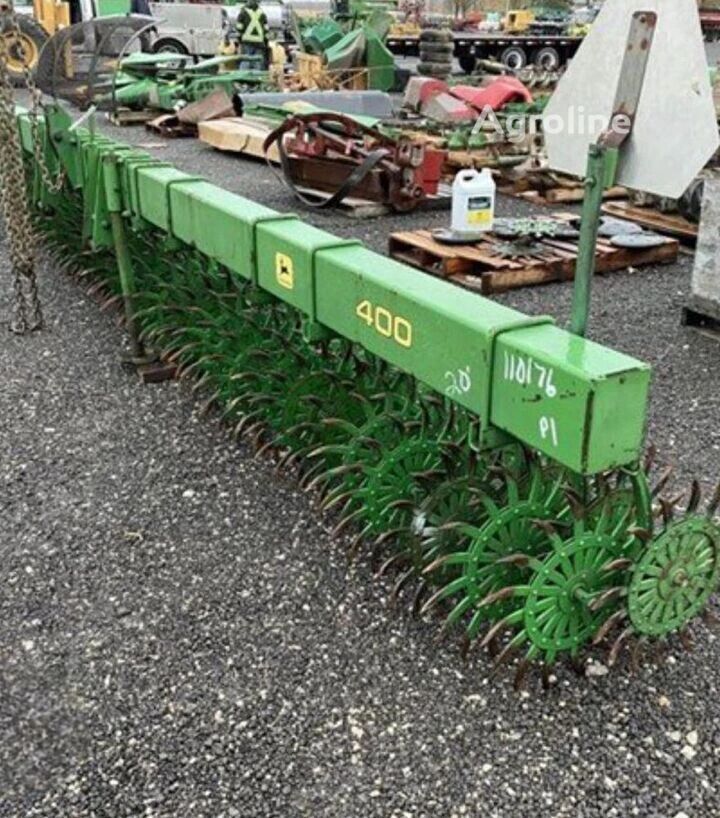 John Deere 400 roto drljača