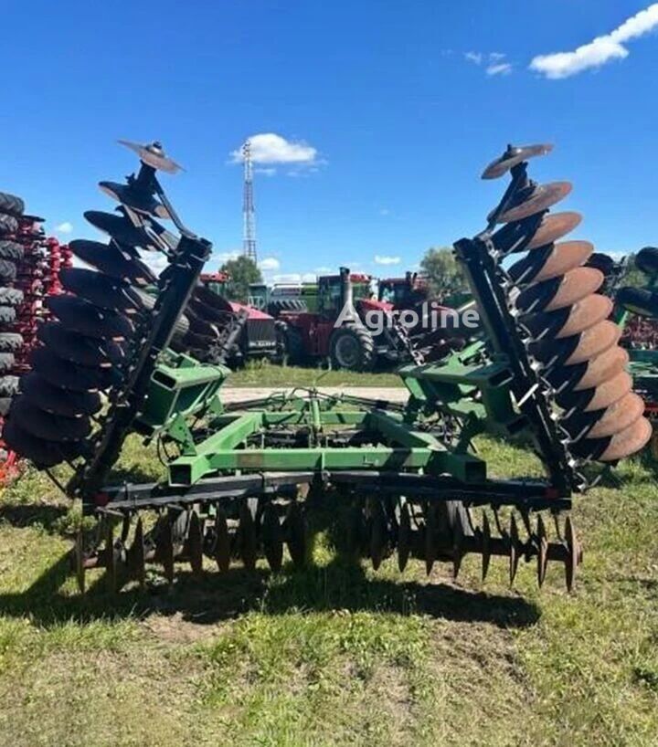 John Deere 630 tanjirača