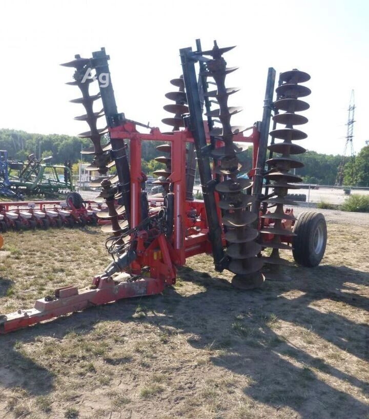 Gregoire Besson XR HD tanjirača