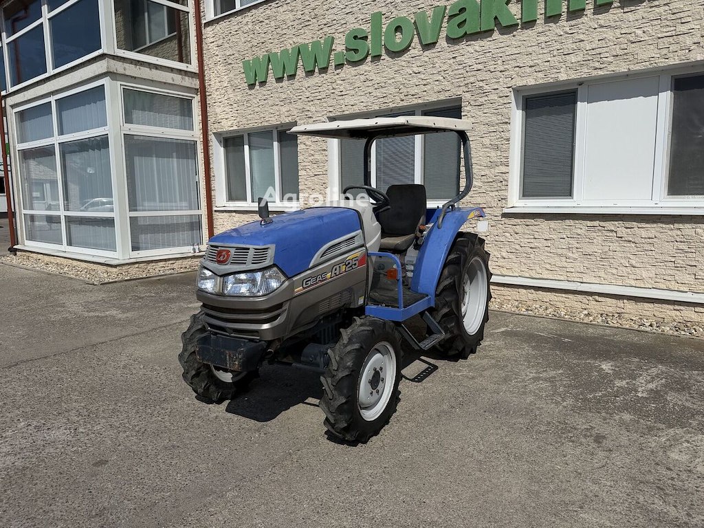 Iseki AT25 4x4 automat 3-valec mototraktor