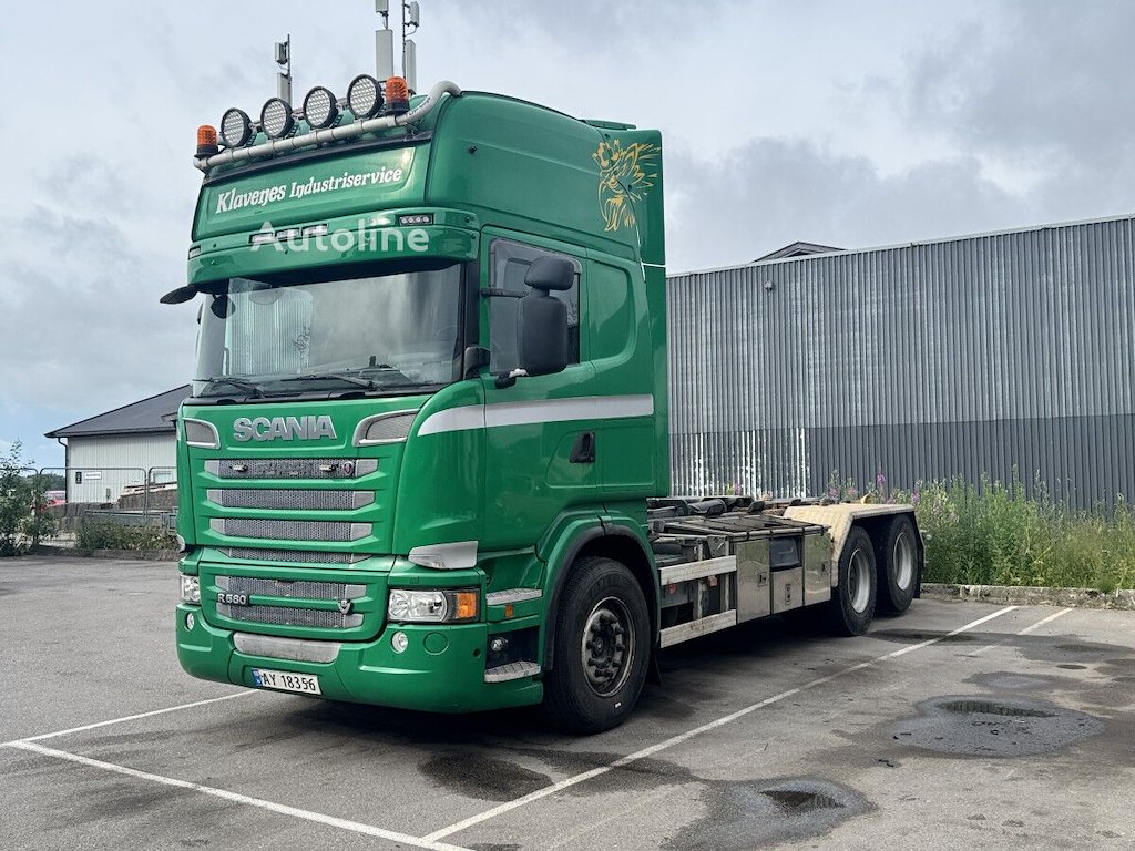 Prodaje se Scania R-serie rol kiper sa kukom na aukciji