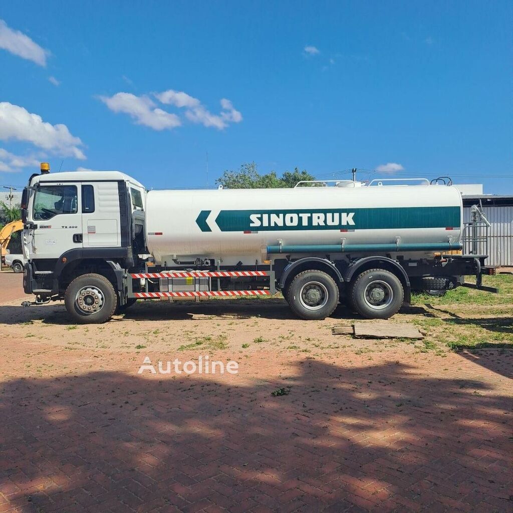 Sitrak ZZ3257 autocisterna