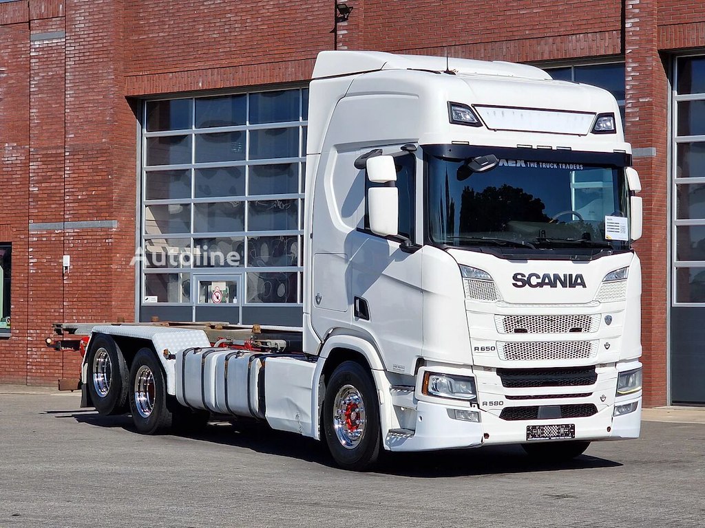 Scania R580 V8 NGS Highline 6x2 BDF - Retarder - Full air - 4.75 WB - L vozilo za prevoz kontejnera