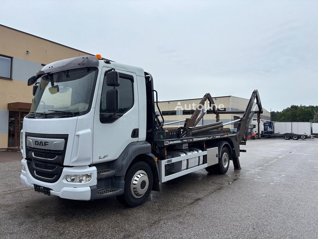 DAF LF 290 4x2 EURO6 + EXTENDABLE PLATFORM kamion autopodizač kontejnera