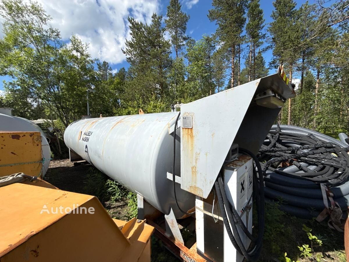 Prodaje se Andre SB 13 m3 dieseltank med 400V Pumpestasjon rezervoar za skladistenje goriva na aukciji
