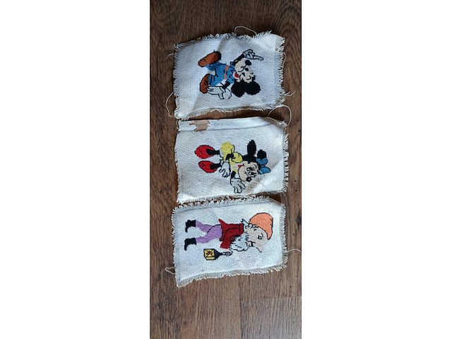 3 mini vintage dečija goblena sa Disney junacima