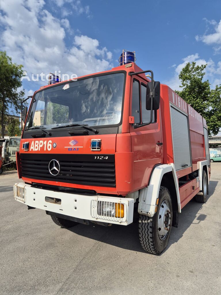 Mercedes-Benz 1124 vatrogasno vozilo