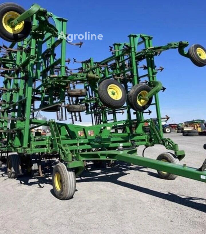 John Deere 2210 kultivator