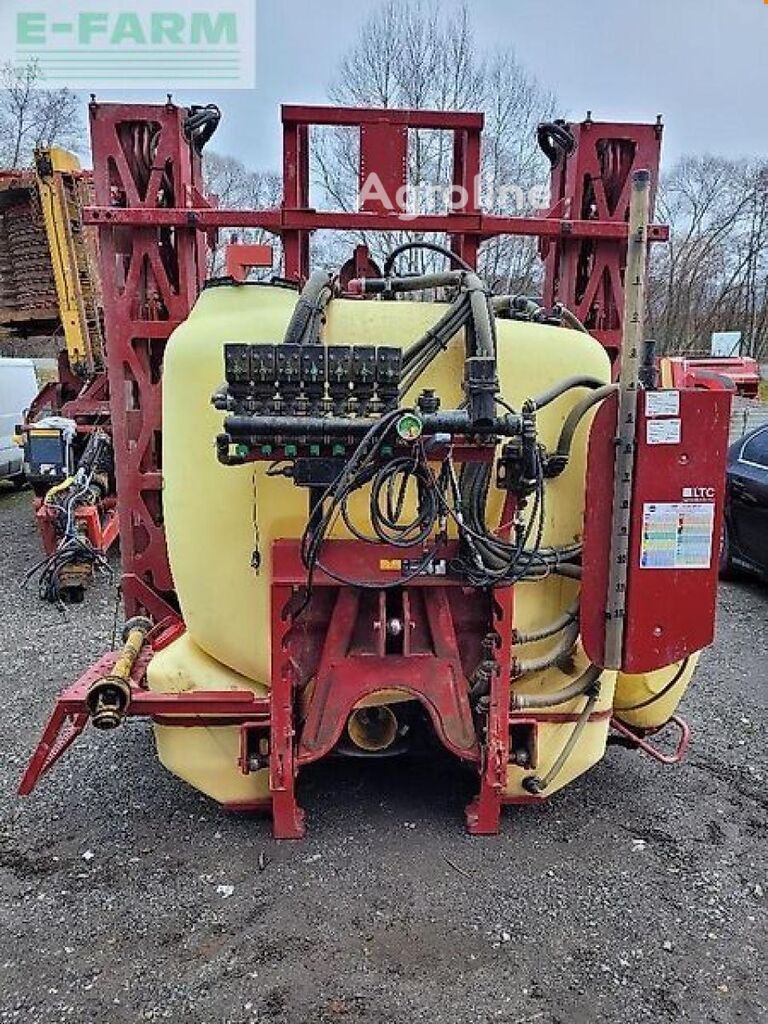 Hardi master 1200 vučena prskalica
