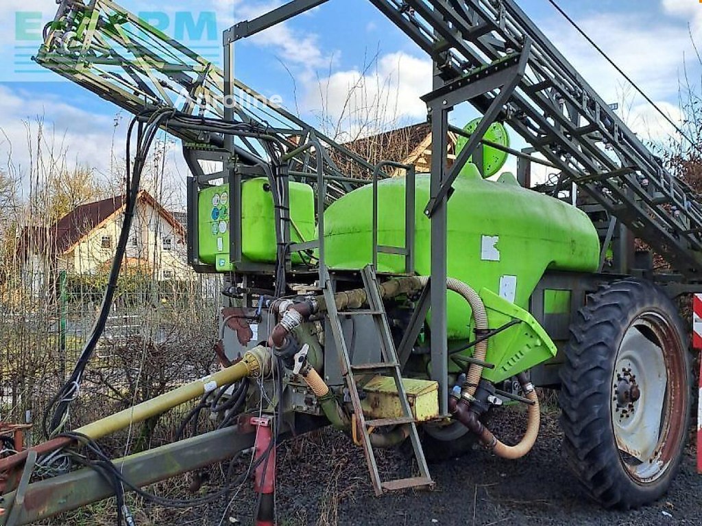 Tecnoma 3000l vučena prskalica