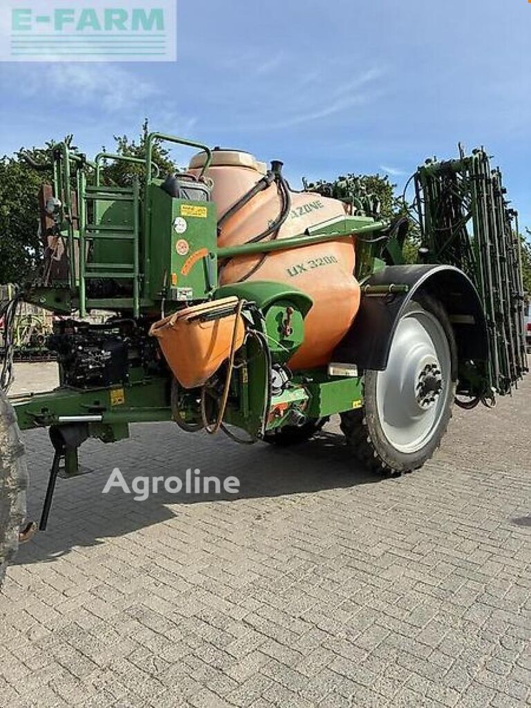 Amazone ux 3200 special vučena prskalica