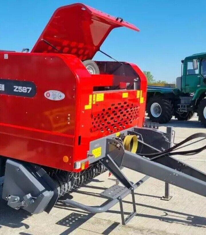 Nova Metal-Fach Z 587 balirka za okrugle bale