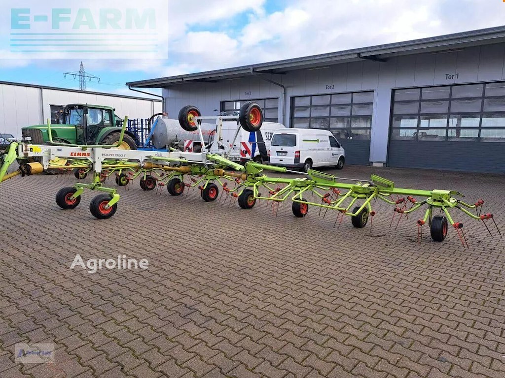 Claas volto 1320t prevrtač sena
