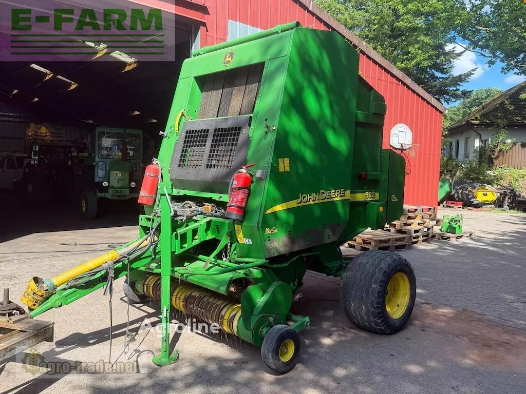 John Deere 592 hiflow coveredge balirka za četvrtaste bale
