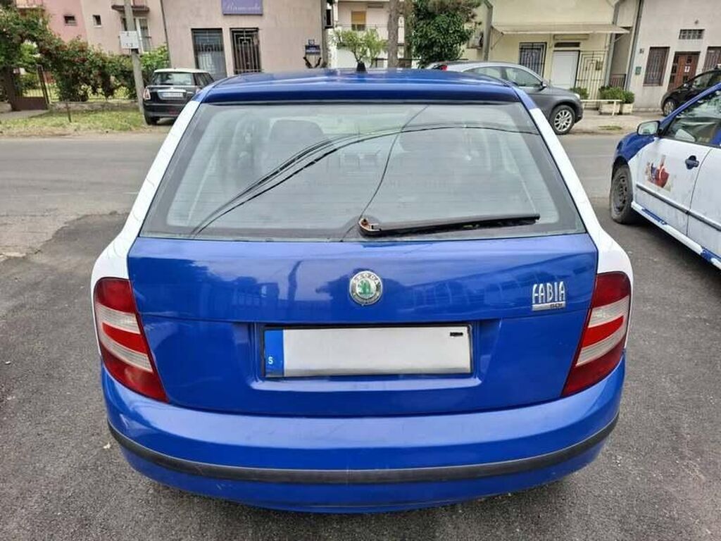 GRPEK VRATA 6Y2 HECBEK ZA ŠKODA FABIA OD 2000. DO 2007. GOD. | Gepek