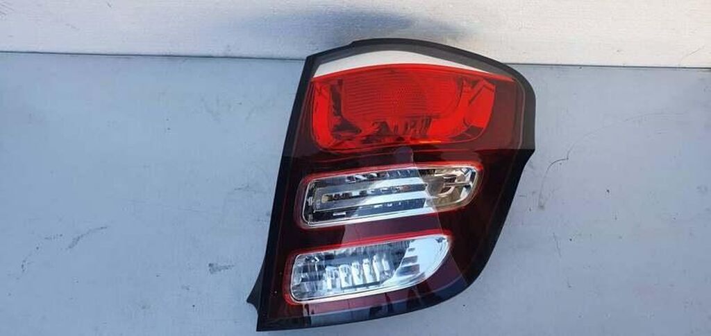 DESNI STOP LAMPA ZA CITROEN C3 | Citroen C3 Stop svetlo Stop lampa