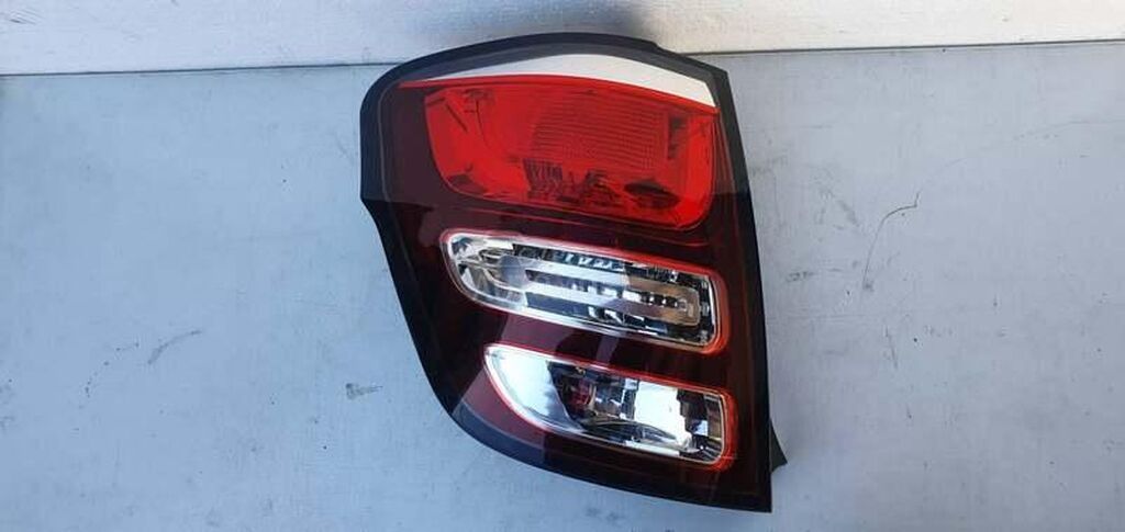 LEVI STOP LAMPA ZA CITROEN C3 OD 2009. DO 2016. GOD. | Citroen C3