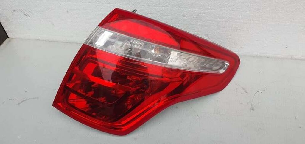 DESNI STOP LAMPA ZA CITROEN C4 PICASSO | Citroen C4 Picasso Desni