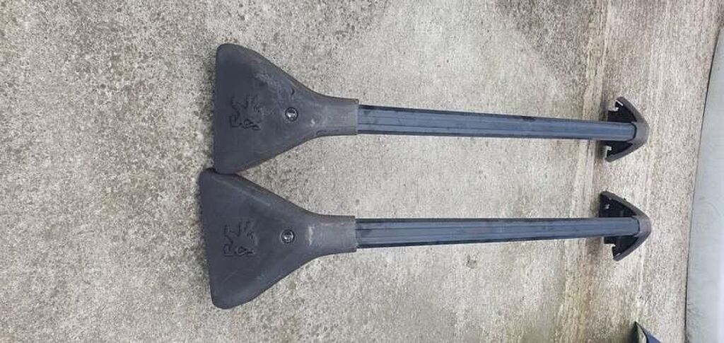 KROVNI NOSAC ZA PEUGEOT 5008 | Polovni originalni delovi Prednji