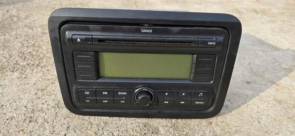 RADIO / CD / DVD PLEJERI ZA ŠKODA FABIA | CD plejer radio Skoda