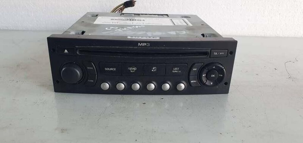 CD MP3 PLEJER ZA CITROEN C3 PICASSO | Originalni polovni delovi