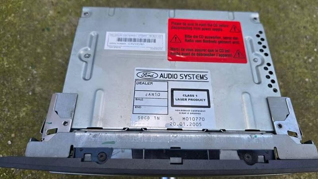 FABRICKI RADIO CD SONY ZA FORD MONDEO, C-MAX | Ford fabricki CD Sony