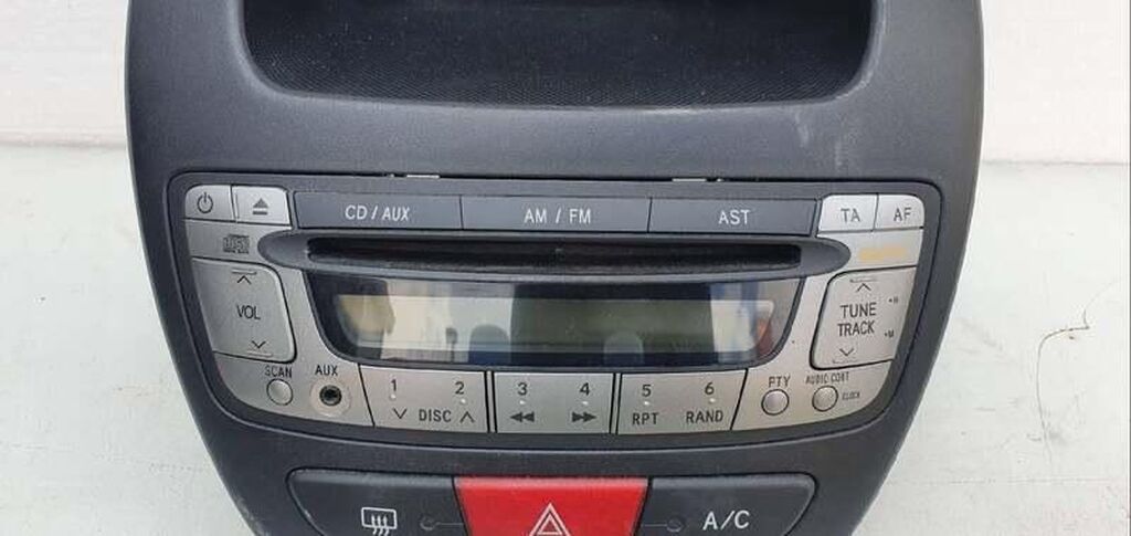 RADIO CD PLEJER ZA CITROEN C1 | Originalni polovni delovi Citroen i