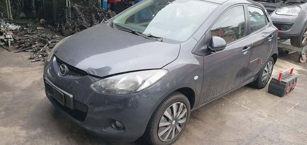 MAZDA 2 - KOMPLETAN AUTO U DELOVIMA | Mazda 2 polovni delovi