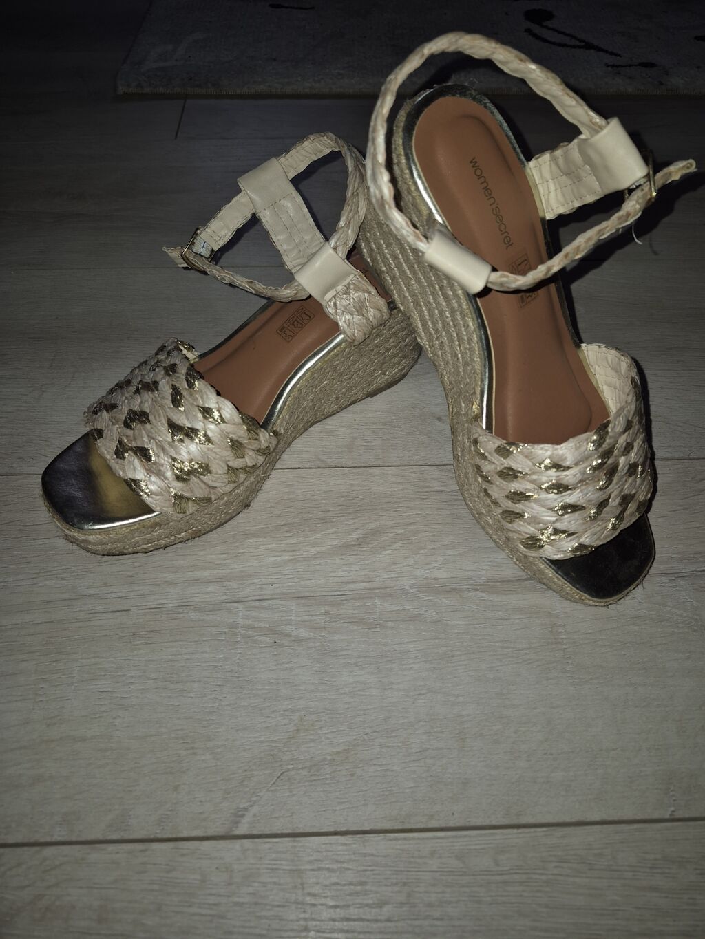 Ženske espadrile na punu petu Women’Secret - Model: sandale s punom