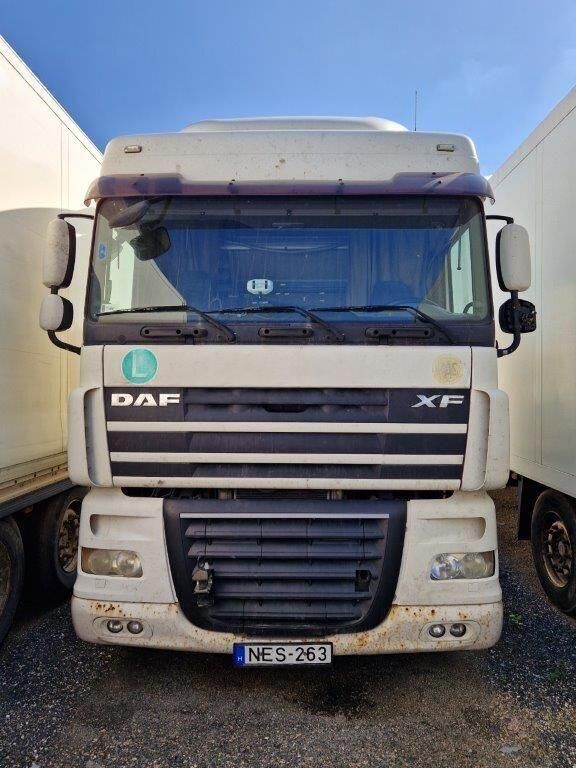 DAF XF 105 tegljač
