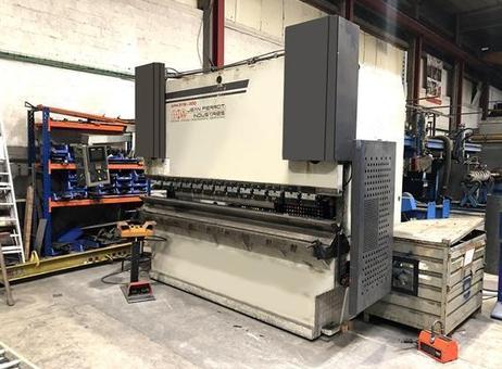 Жан Перо APH 300 тона x 3100 мм NC машина за лим