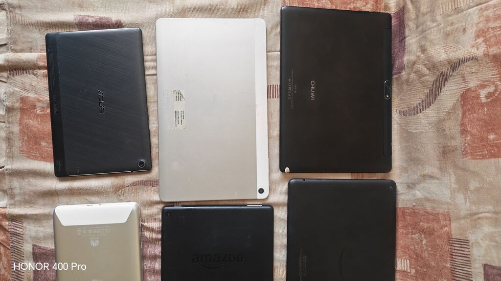 Lot tablet uređaja – razni brendovi i veličine ekrana - Amazon Fire