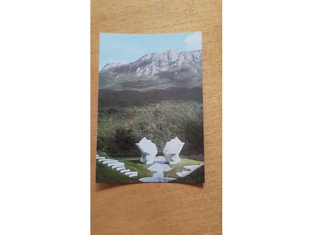 Sutjeska - Spomenik - Čista