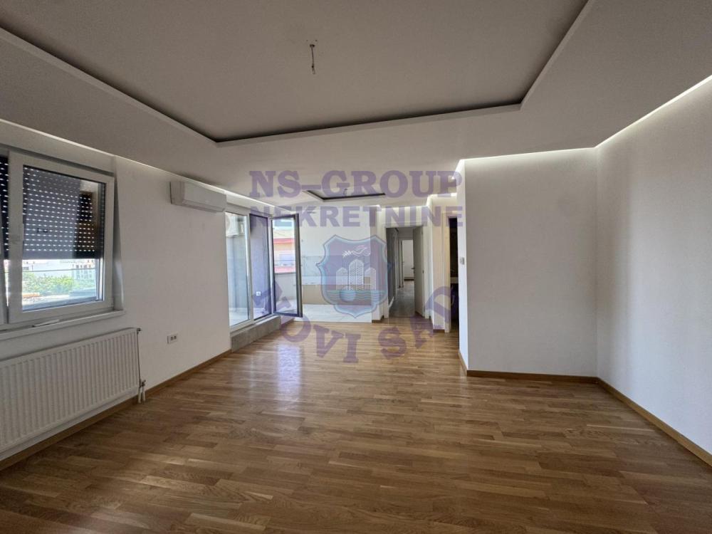 Četvorosoban stan na prodaju, 101m2, 278.100€