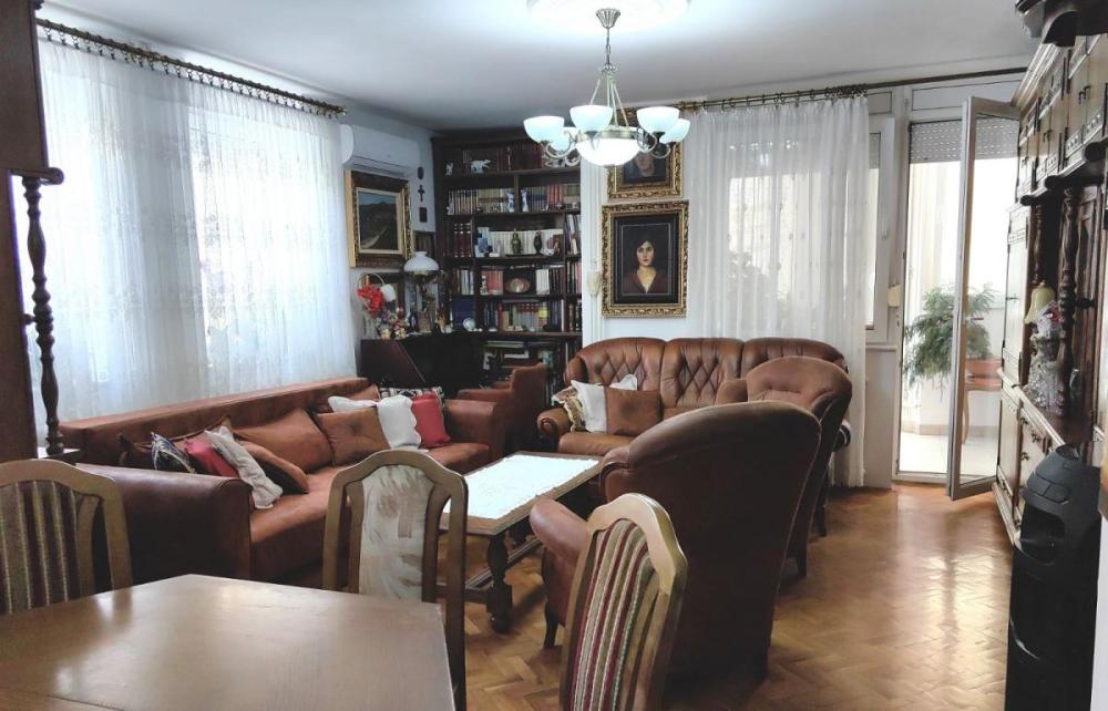 Troiposoban stan na prodaju, 104m2, 250.000€