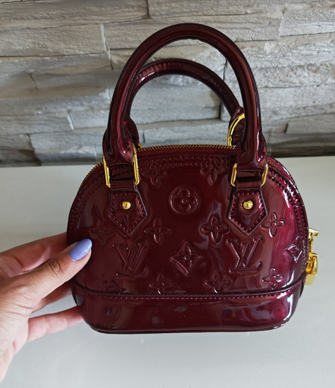 LV Alma BB Vernis torbai