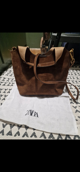 Zara kozna torba novo